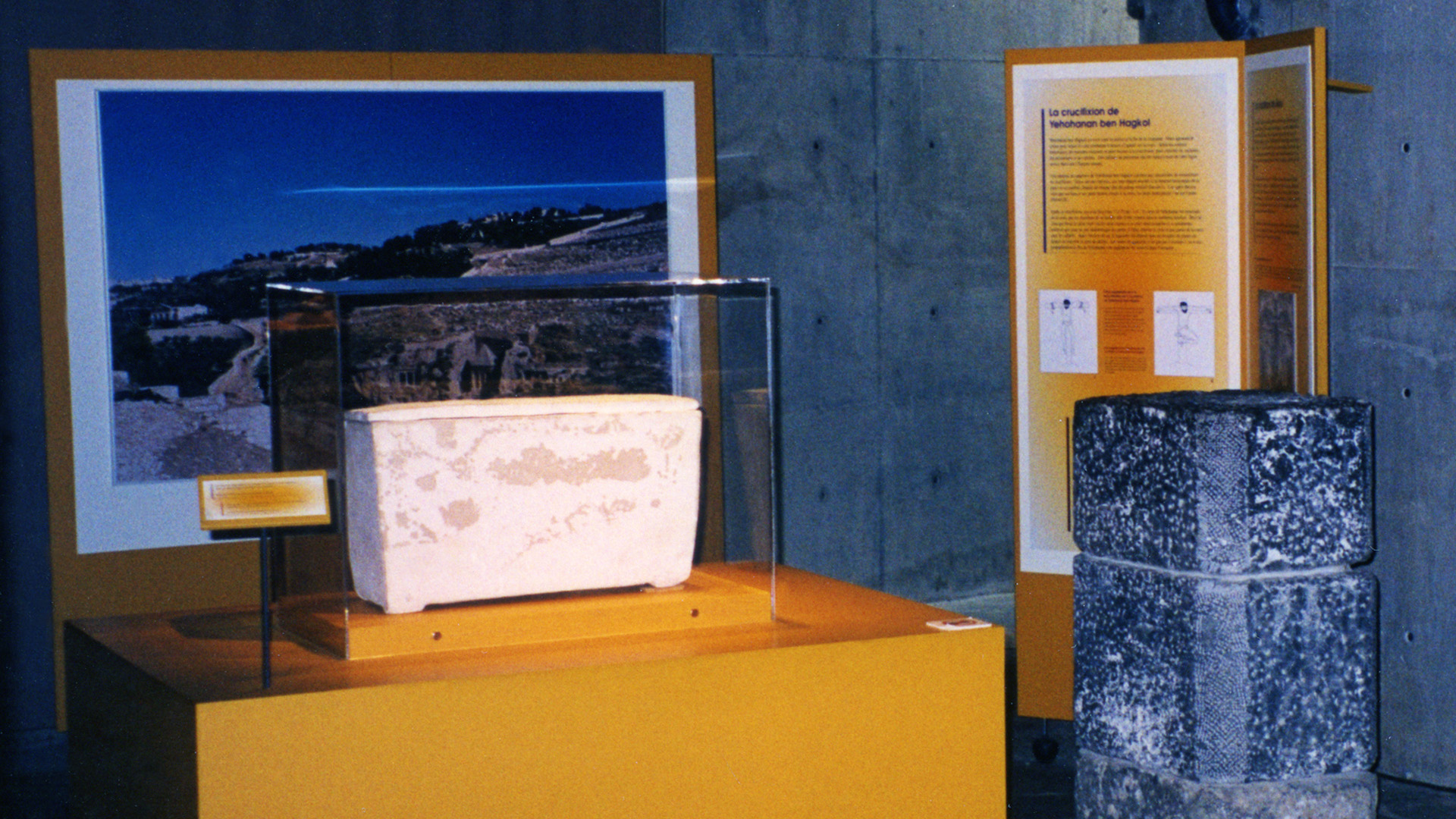 Crucifixion: Unique Archaeological Evidence from Jerusalem - POINTE-À ...