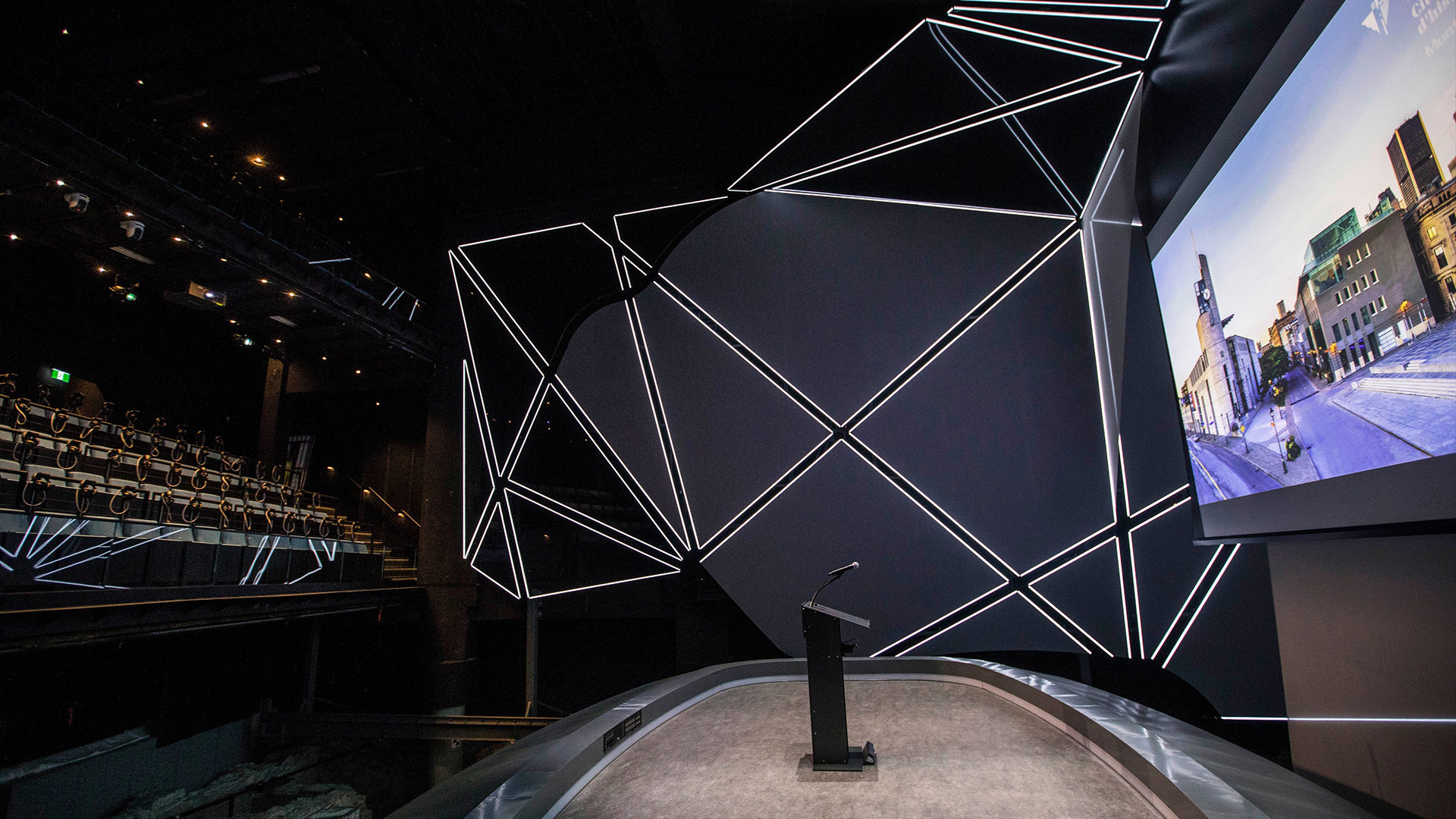 Salle multimédia Hydro-Québec - POINTE-À-CALLIÈRE