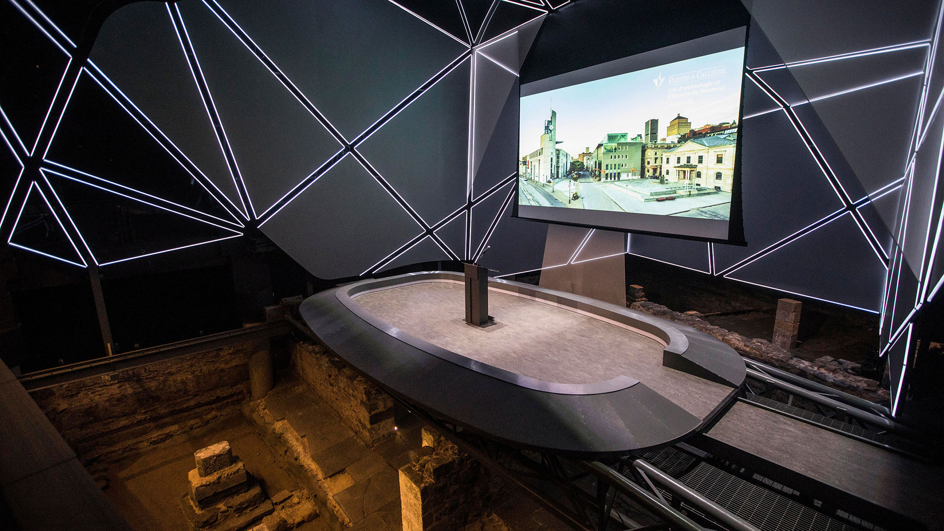 Salle multimédia Hydro-Québec - POINTE-À-CALLIÈRE